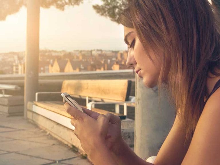 Why Did He Ghost Me - What to Text After Being Ghosted