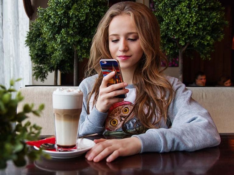 101 Texts That Will Make Him Want You & Be Obsessed With You